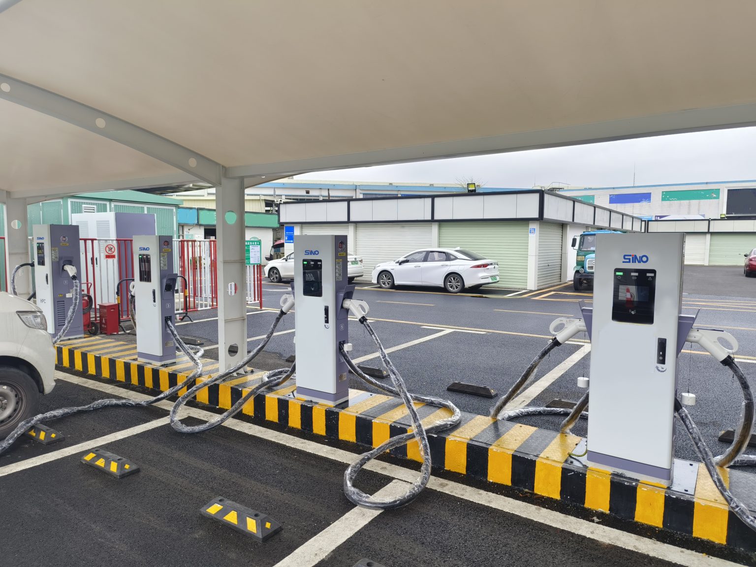 What is EVSE? Understanding Electric Vehicle Supply Equipment - Sino Energy